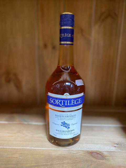 Sortilège Liqueur de whisky aux bleuets sauvages « Canada » – La ferme ...